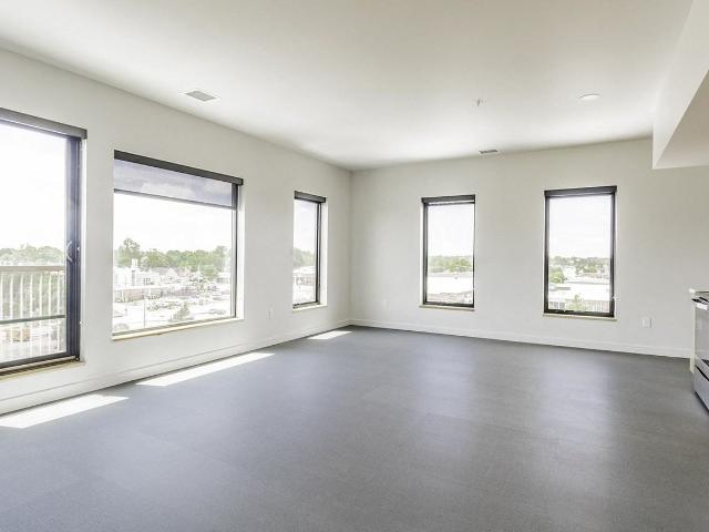 202 Railside 1 Bedroom Apartment for Rent at 202 E Emma Ave, Springdale, AR 72764