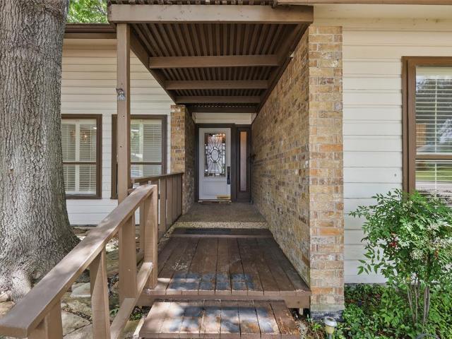 202 Rainbow Cir, Rockwall, TX 75032 | MLS #21240 | Compass