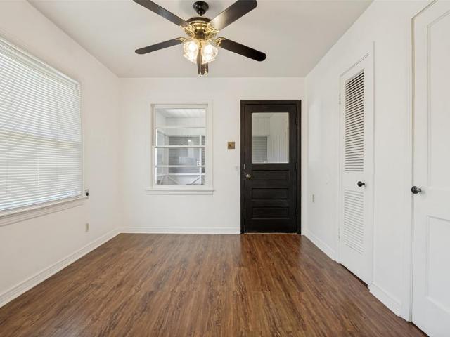202 W Cherry Street
