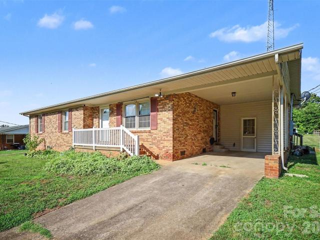 202 W Debby Drive