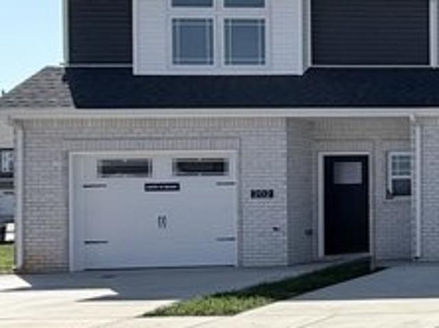 202 W Fallow Ct, Clarksville, TN 37040