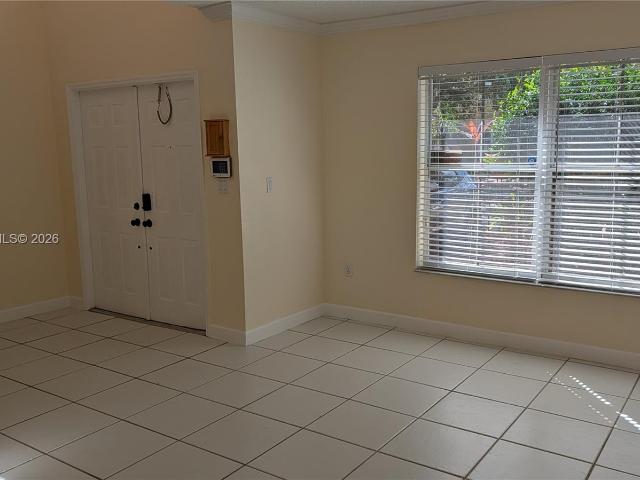 202 W Forest Oak Cir, Unit 202, Davie, FL 33325 | MLS #A11980 | Compass