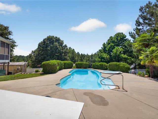 202 W Harper Ridge Road
