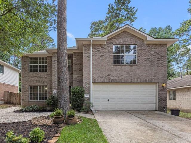 202 W Misty Dawn Dr, The Woodlands, TX 77385