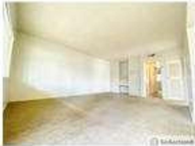 202 W Shields Ave