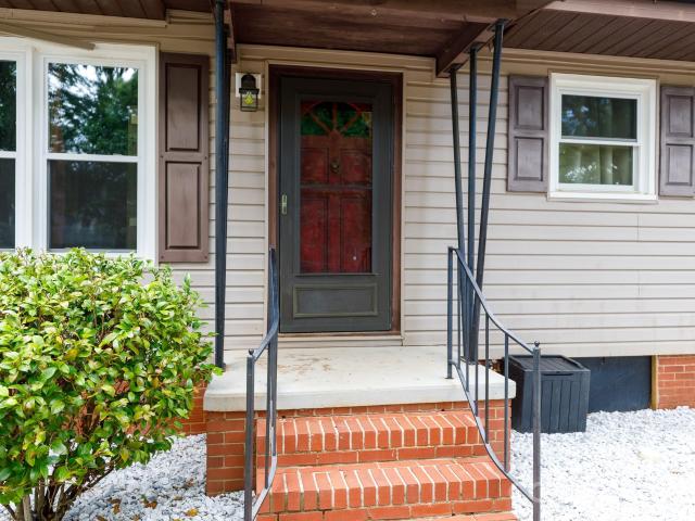 202 Woodlawn Drive
