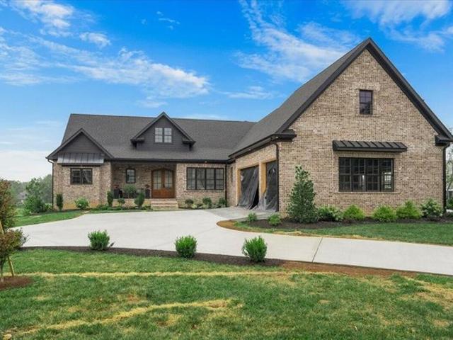 202 The Backstretch, Nicholasville, KY 40356