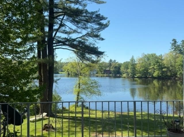 202A Lake Shore
