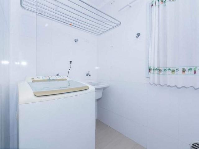 202M Apartamento com Vista para o Mar, 3 dormitórios, à 50 metros da praia !