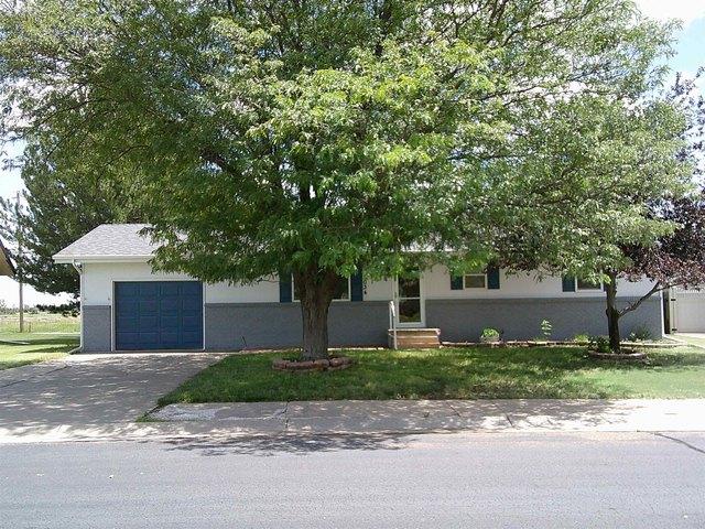 2034 Metro Ln, Hays, KS 67601