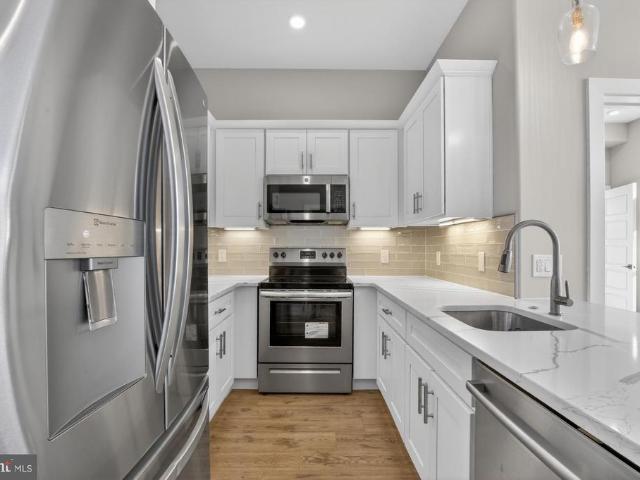 2034 N Front Street # 7