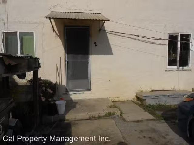 2034 N. Main St. Unit 2 2034 N. Main St
