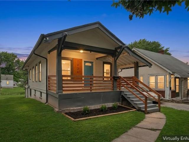 2034 Oakley Ave, Kansas City, MO 64127