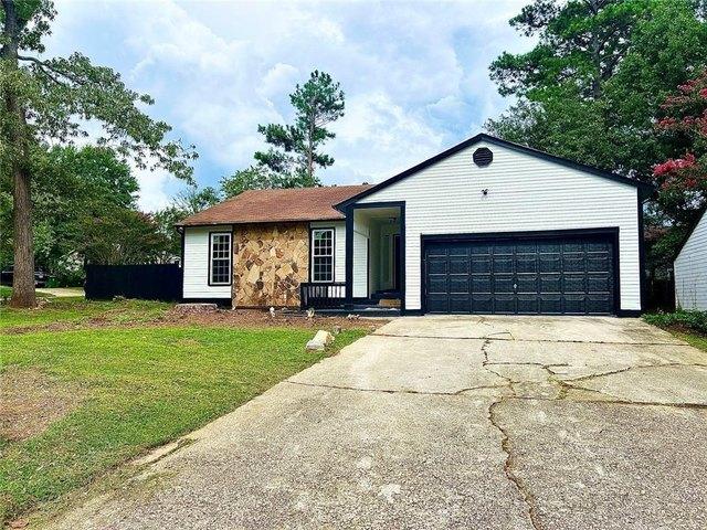 2034 Corners Cir, Lithonia, GA 30058