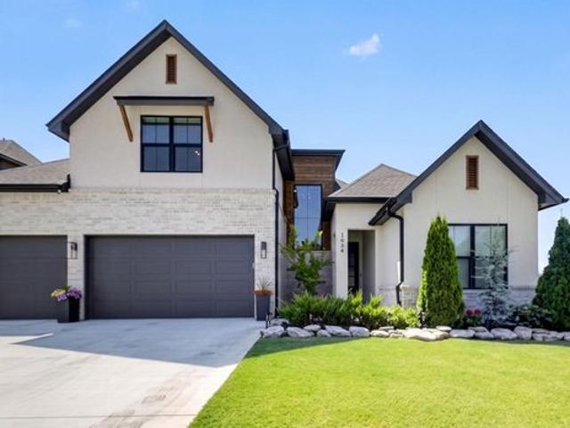 2034 E 129th St S, Jenks, OK 74037