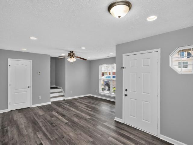 2034 George Buchanan Dr