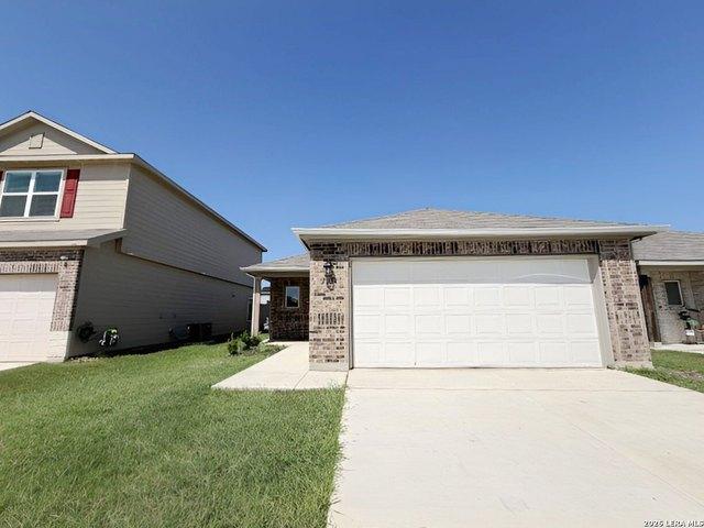 2034 Powell Pl, Converse, TX 78109