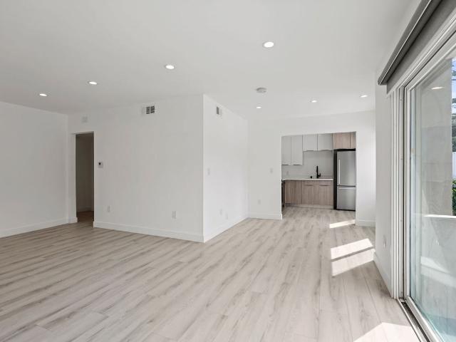 2034 S Garth Avenue Apartments 3 Bedroom Apartment for Rent at 2034 S Garth Ave, Los Angeles, CA 90034 South Robertson