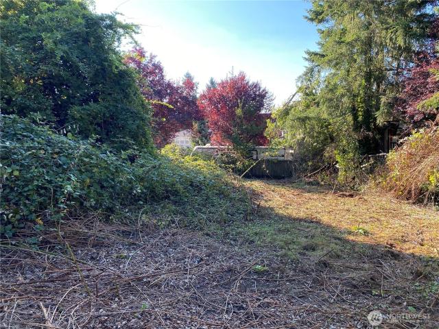 2034 th Ave NE, Kenmore, WA 98028 | MLS #2442 | Compass