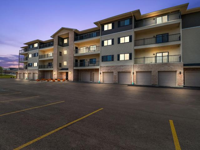2034 W 75th Pl, Unit 42, Merrillville, IN 46410 | MLS #807266