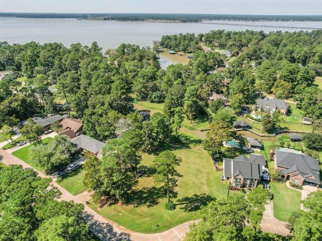 2034 White Feather Trail