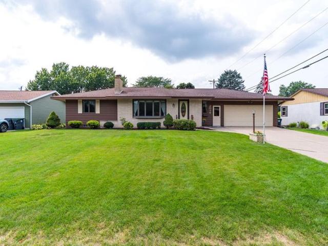 2034 32nd St S, La Crosse, WI 54601
