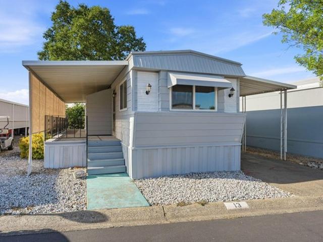20350 Hole in One Dr, Redding, CA 96002