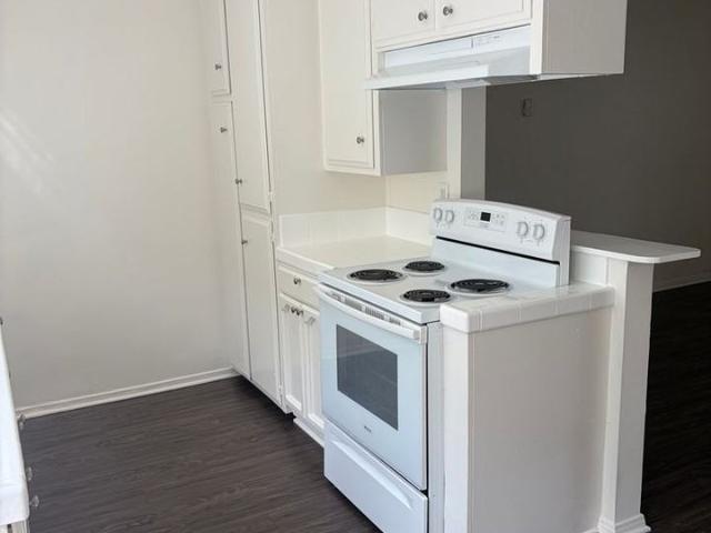 20356 Cohasset 2 Bedroom Apartment for Rent at 20356 Cohasset St, Los Angeles, CA 91306 Winnetka