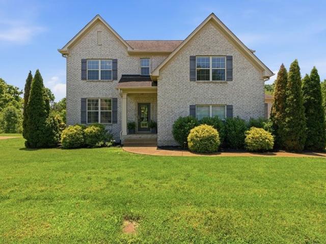 2035 Audubon Ln, Murfreesboro, TN 37128