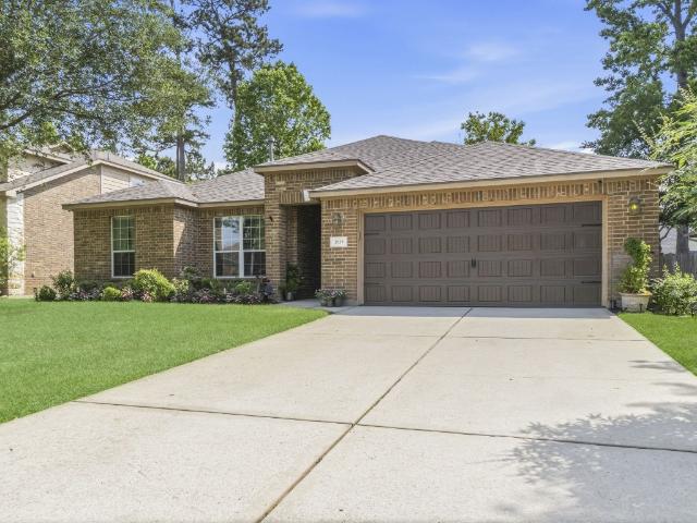 2035 Borthwick Ln, Conroe, TX 77301 | MLS #92838 | Compass
