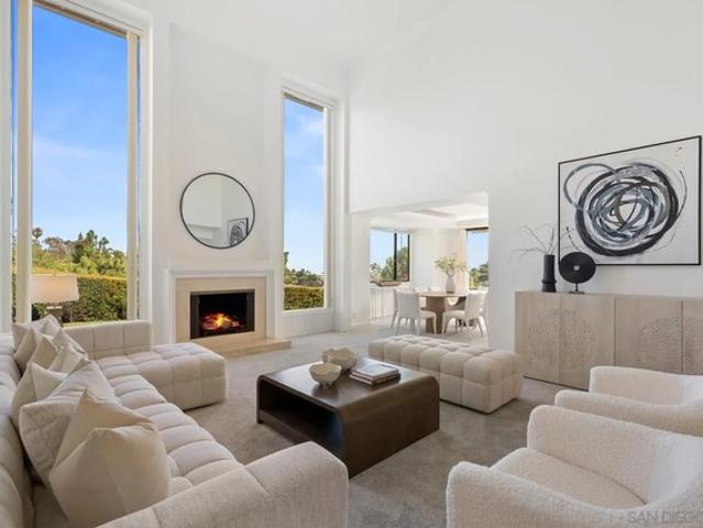 2035 Caminito El Canario, La Jolla, CA 92037