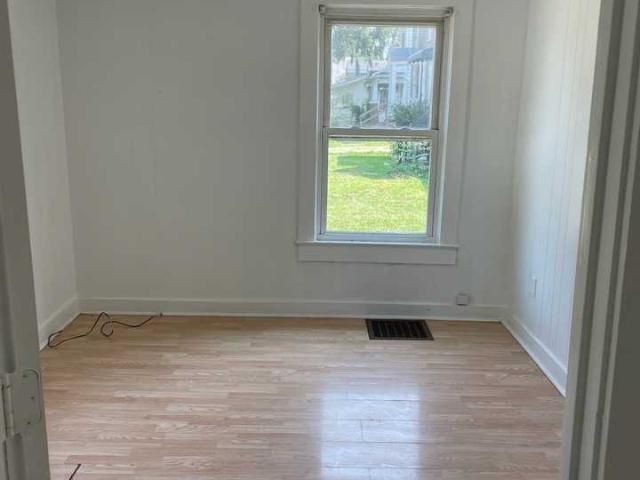 2035 E William St 2 Bedroom Apartment for Rent at 2035 E William St, Decatur, IL 62521 Clokey Park