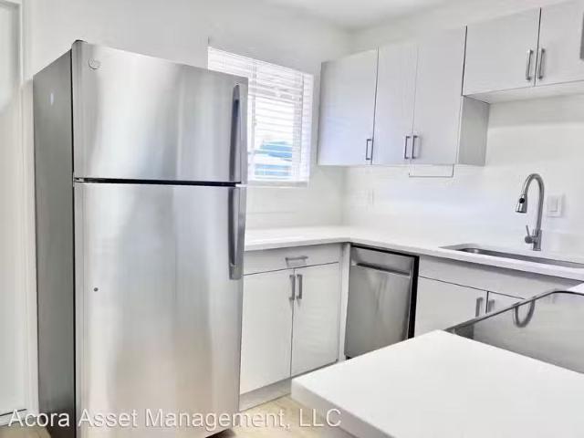 2035 E. Turney Ave Unit 2035 2E 2019 2035 E. Turney Ave