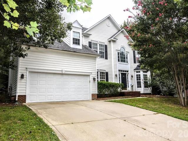 2035 Hollyhedge Ln, Indian Trail, NC 28079