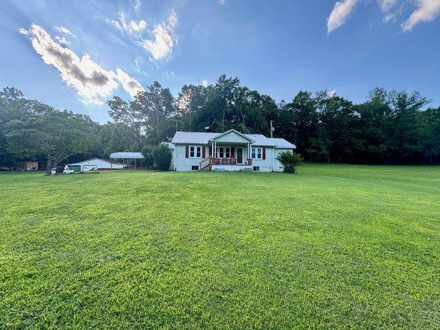 2035 Skyview Dr, Centerville, TN 37033
