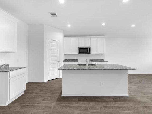 2035 Woodlark Way