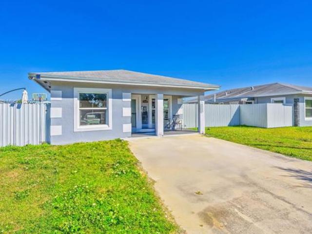 20361 SW 120th Ave, Miami, FL 33177