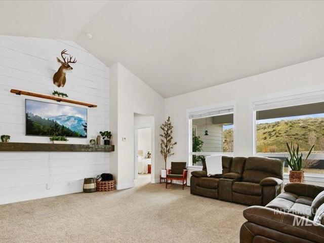 20367 N Glenisla Ave, Boise, ID 83714