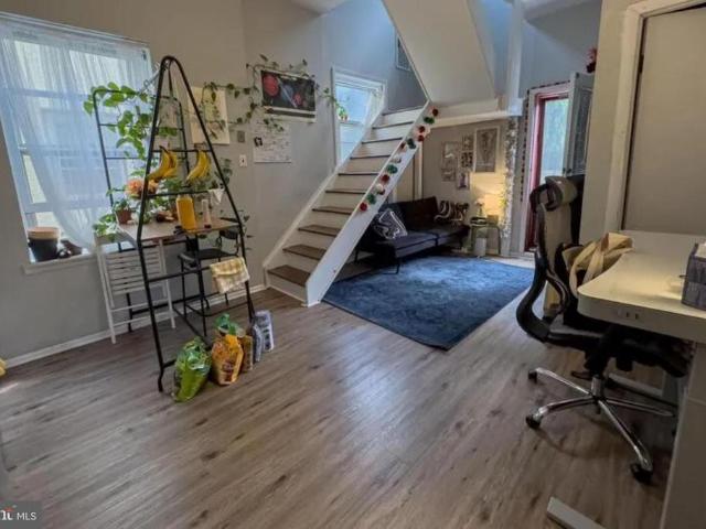 2036 Mount Vernon Street # 2R