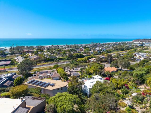 2036 Christy Ln, Del Mar, CA 92014 | MLS #260008 | Compass