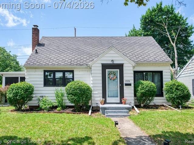 2036 Devonshire Ave, Lansing, MI 48910
