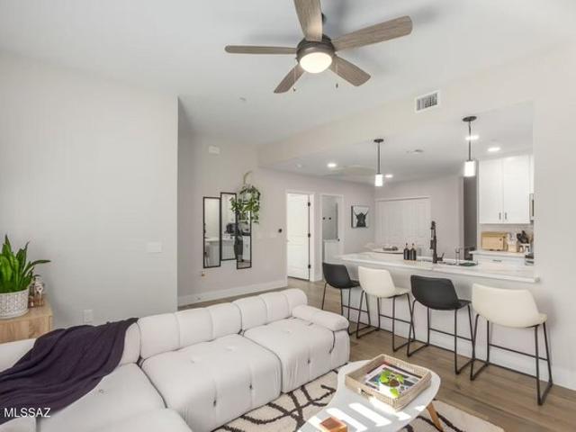 2036 E River Rd Unit 104, Tucson, AZ 85718