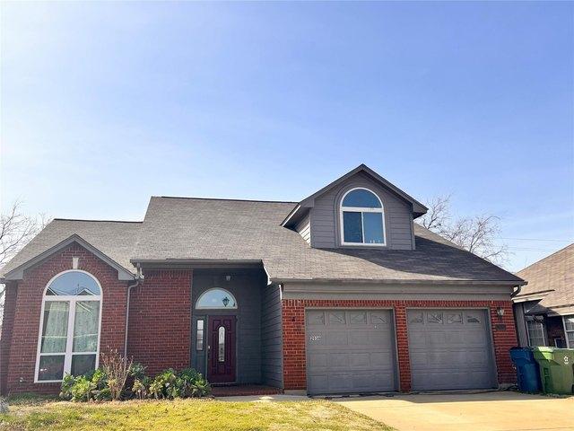 2036 Frontier Trl, Lewisville, TX 75067