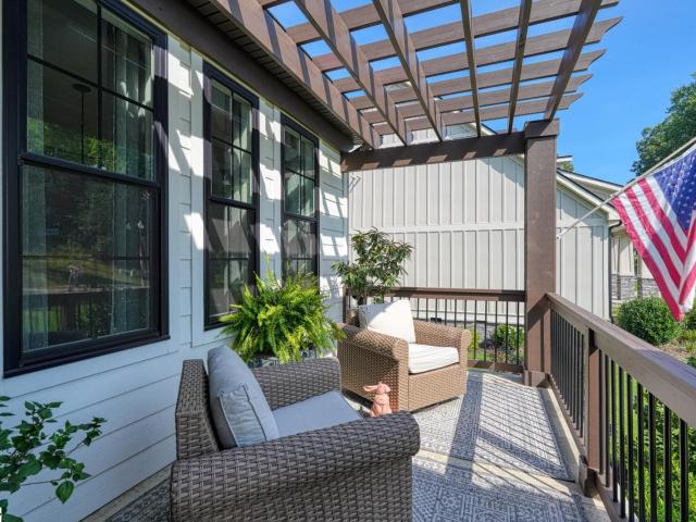 2036 Ivy Cottage Path