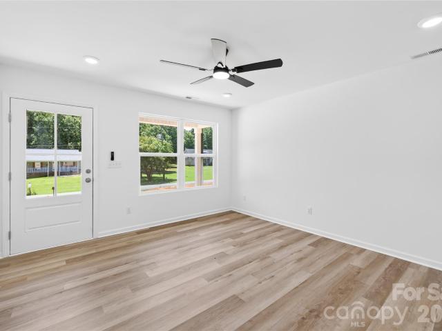 2036 Jack Robertson Lane # 5