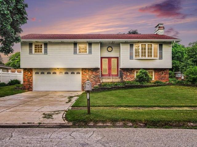 2036 Jackson St, Portage, IN 46368