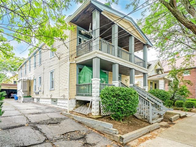 2036 Lark Street