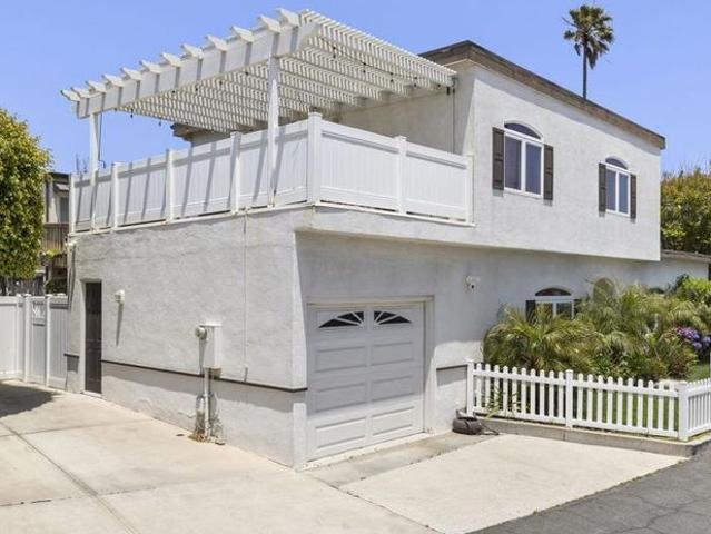 2036 Pierpont Blvd, Ventura, CA
