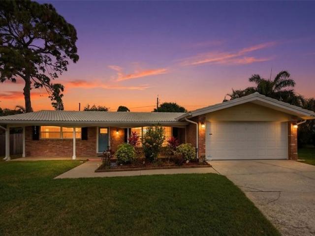 2036 W Ridge Dr, Clearwater, FL 33763