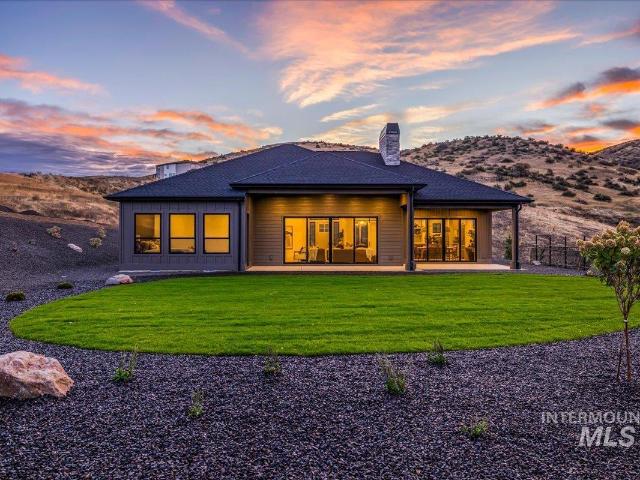 20373 N Swire Green Way
